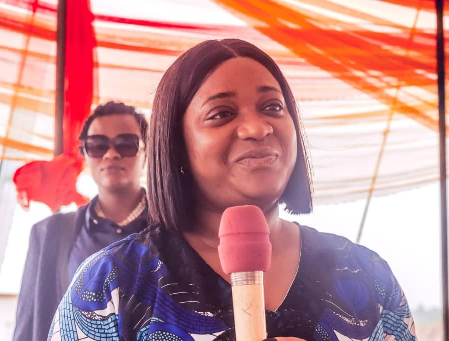 Lady Helen Eno Obareki Hosts Widows In Nsit Ubium On Boxing Day ...